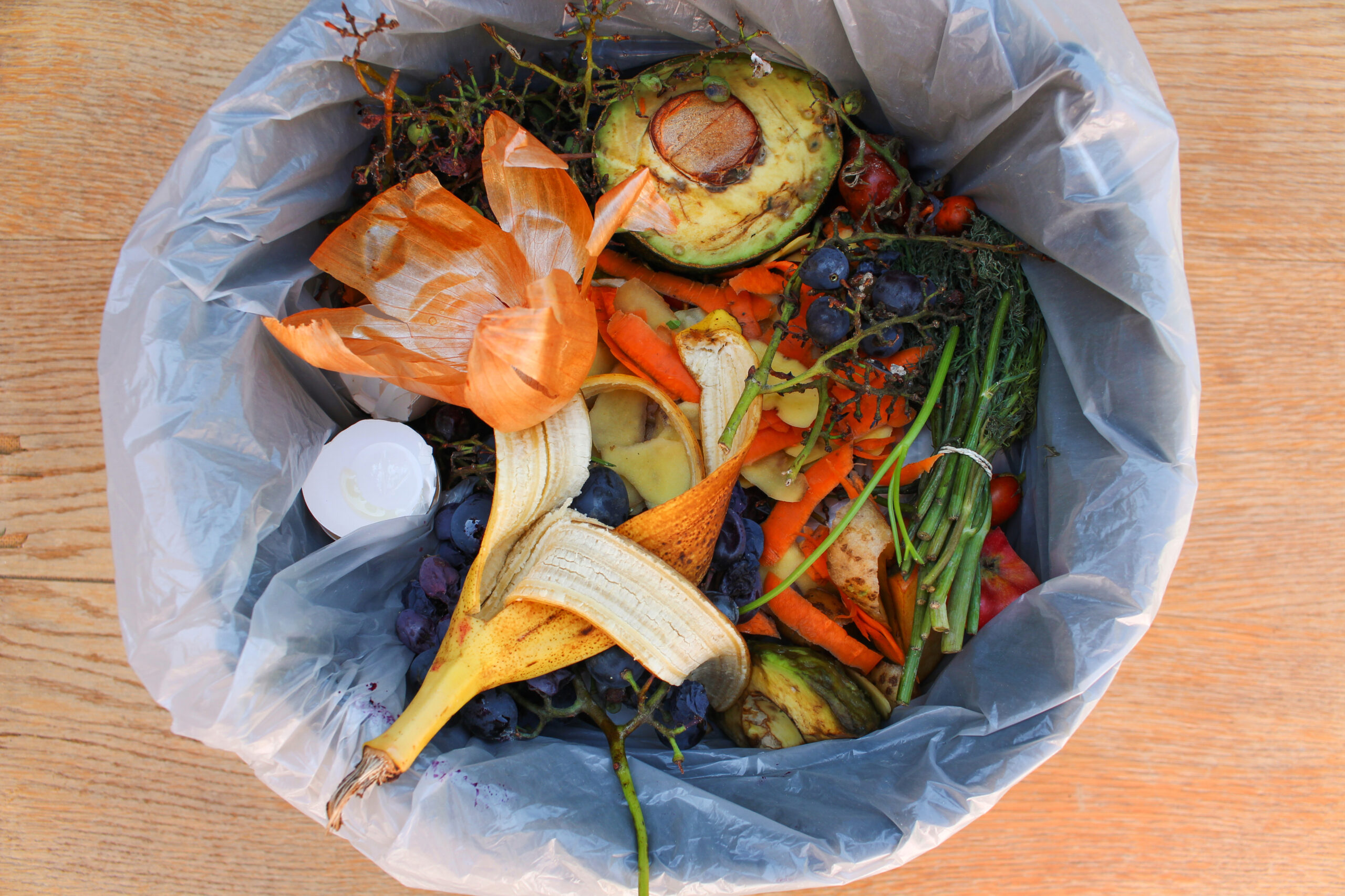 Easy Ways to Reduce Food Waste and Pitch in for the Planet | Healthy ...